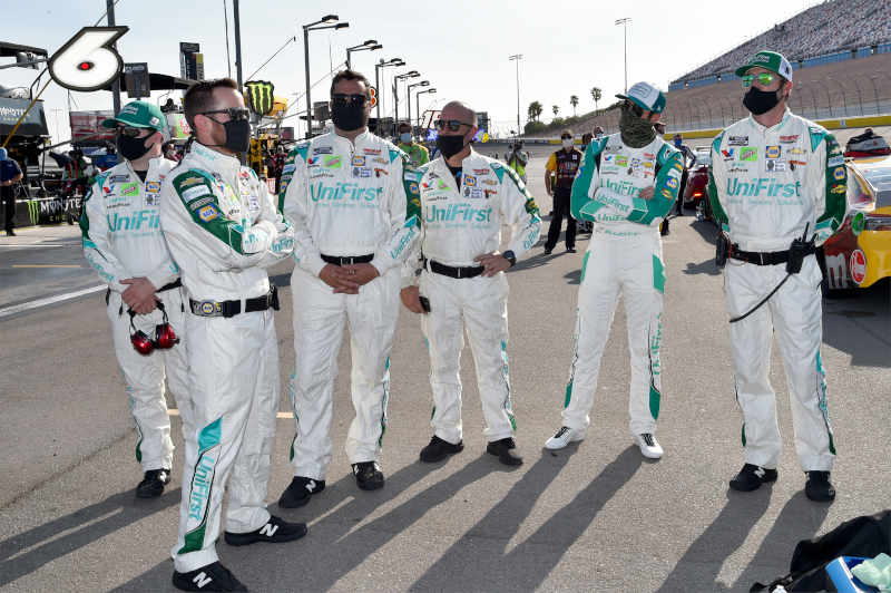 Elliott, UniFirst Team Finish 22nd at Las Vegas » NAPA Blog