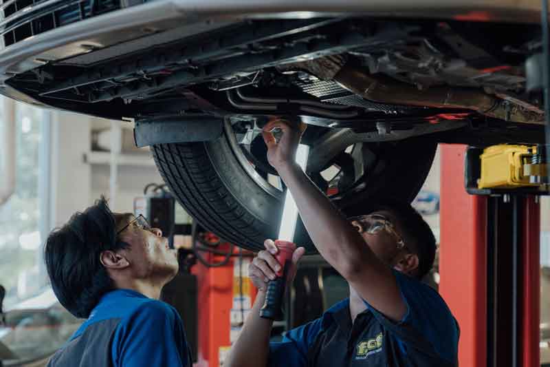 NAPA AUTO PARTS and Universal Technical Institute Form New Strategic ...